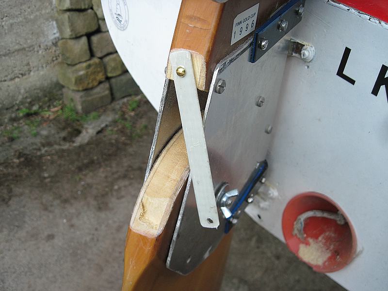 Finn - Lifting rudder • Regatta-Forum