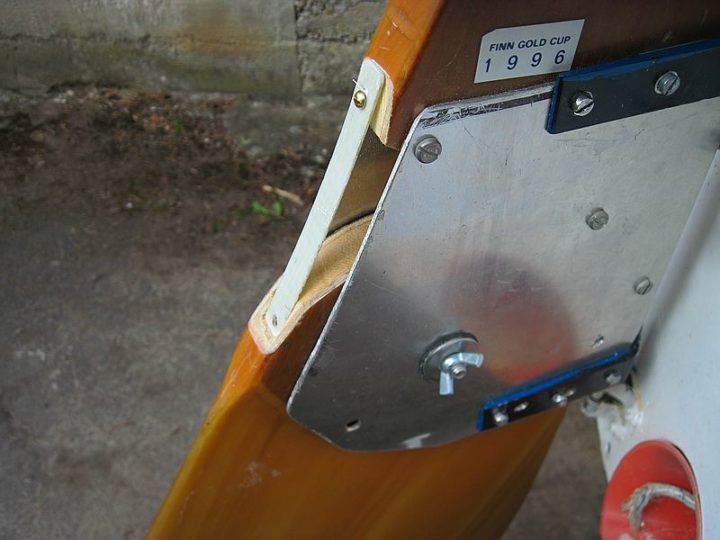 Finn - Lifting rudder • Regatta-Forum.de